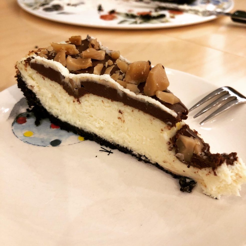 Chocolate toffee cheesecake: a birthday dream – Long Stitch Kitchen